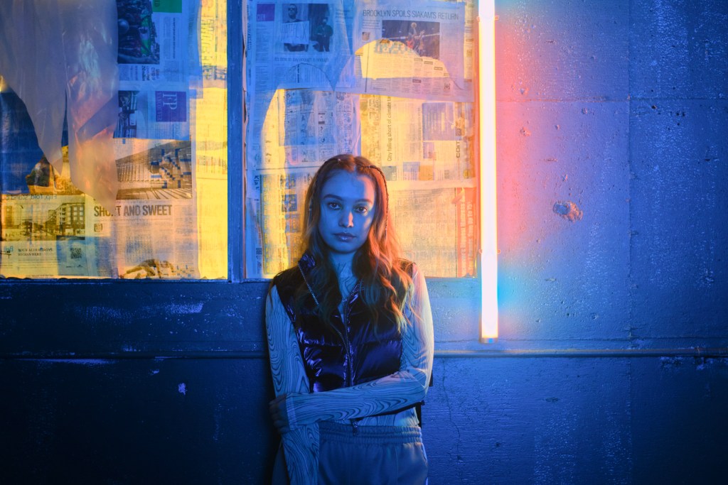 See The Teaser And First Look Photos For The Upcoming Netflix Series ...