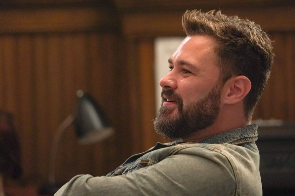 'Chicago P.D.' 10x01 Preview: "Let it Bleed" - Fangirlish