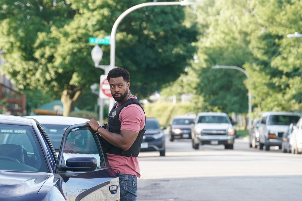 'Chicago P.D.' 10x02 Preview: "The Real You" - Fangirlish