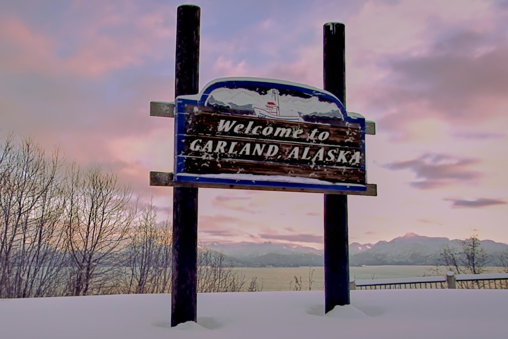 Hallmark Channels 'Countdown To Christmas' Review: "Cozy Christmas Inn ...