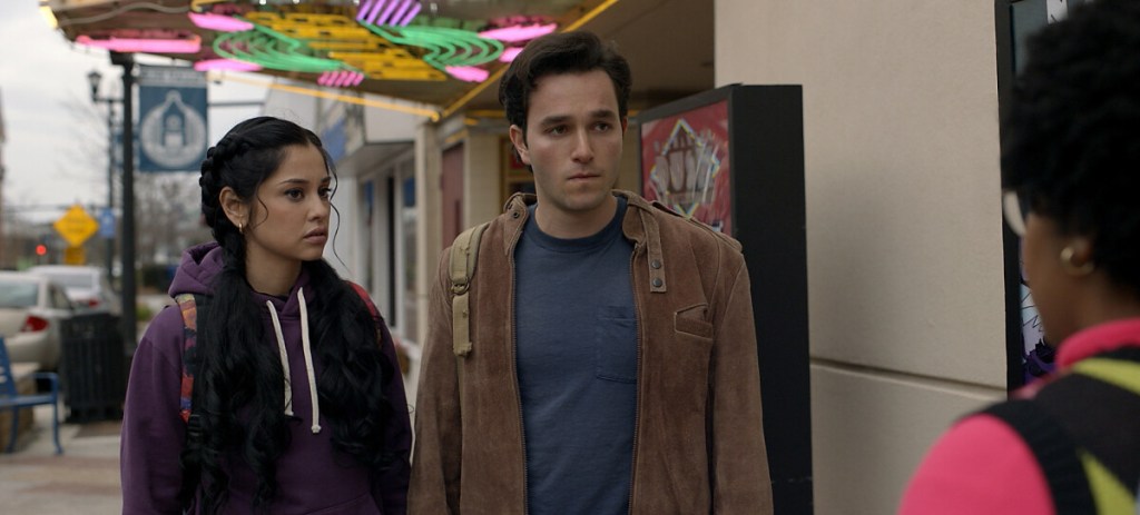 'Stargirl' 3x09 Preview: "Frenemies - Chapter Nine: The Monsters ...
