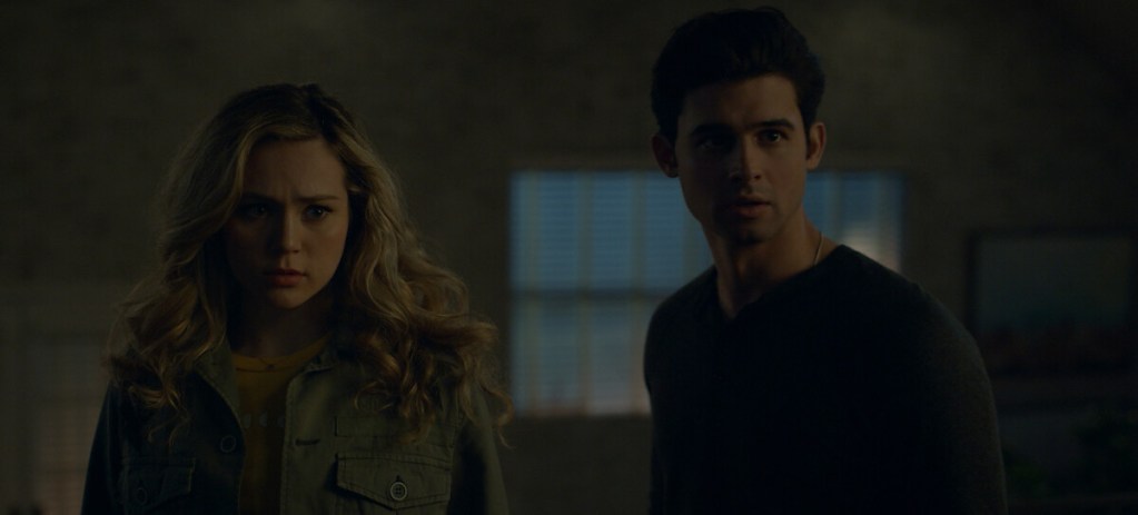 'Stargirl' 3x09 Preview: "Frenemies - Chapter Nine: The Monsters ...