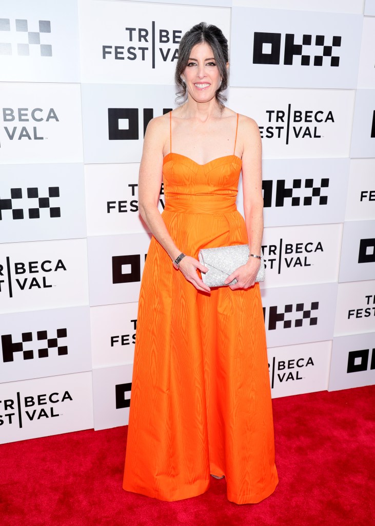 Maril Davis Talks Female POV in ‘Outlander’ Season 7 - Fangirlish