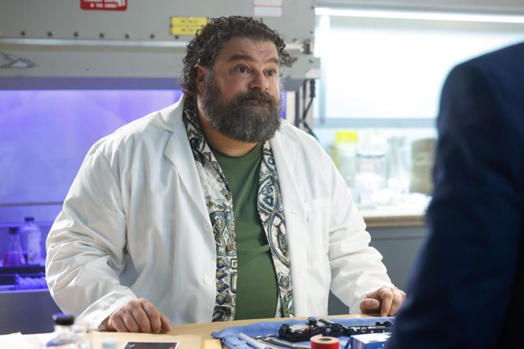 NCIS: Origins Season 1, Episode 9 Preview: 'Vivo o Muerto' - Fangirlish