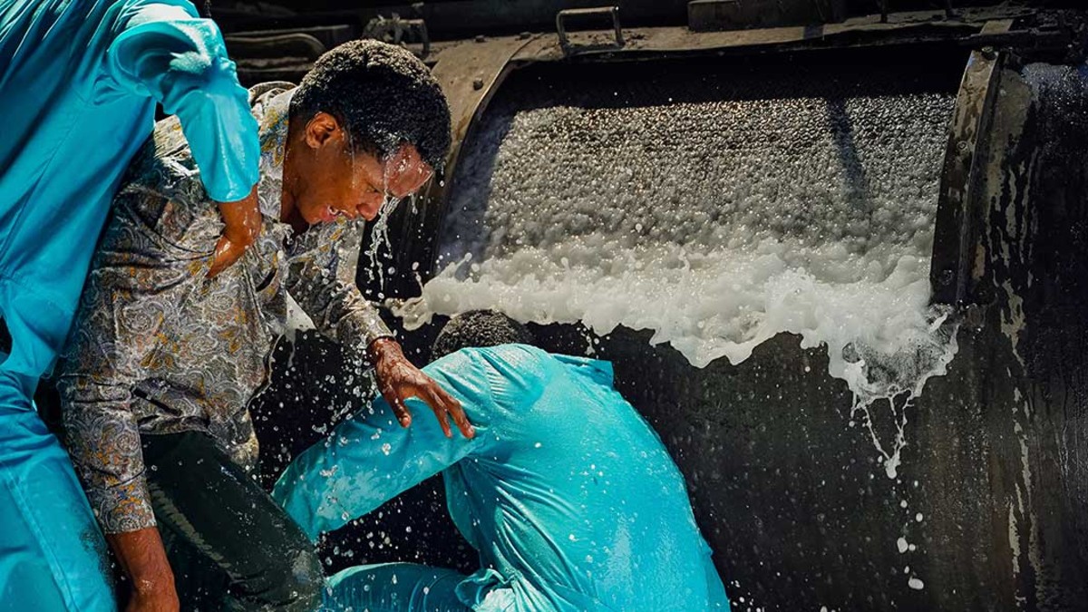 Laundry TIFF Review: A Hidden Gem - Fangirlish